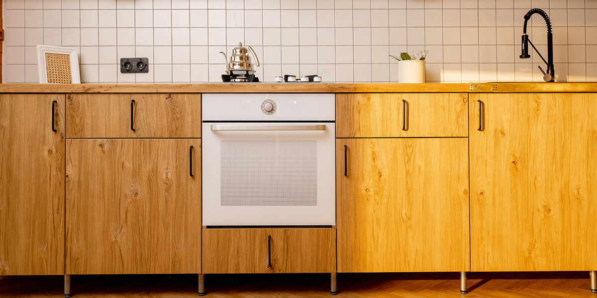 10 Cabinet Wood Types - What're the Options for Your Kitchen?